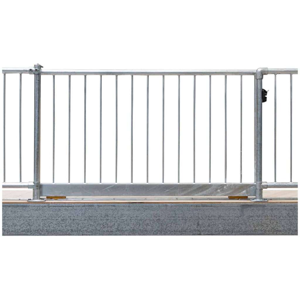Balustrade Sliding Gate - Advantage Industries