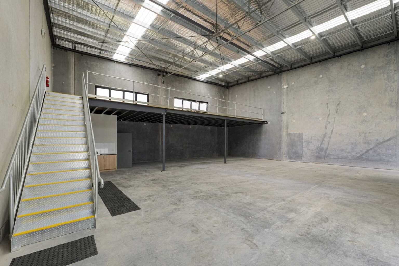 Steel Staircases For Industrial Factory Units - Advantage Industries